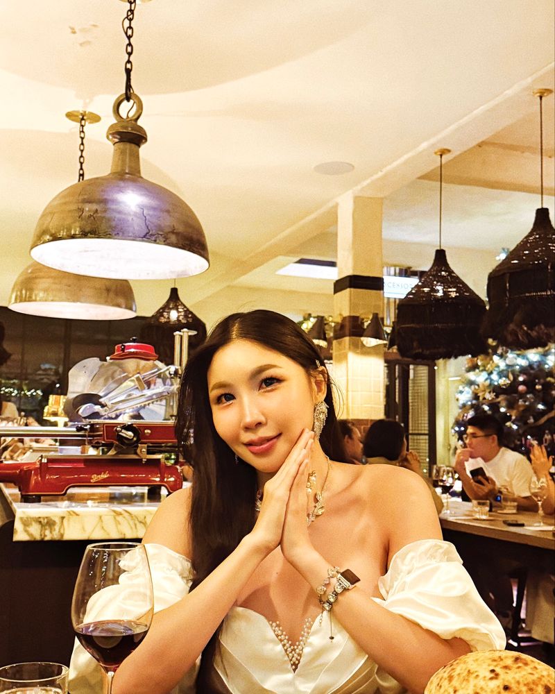 [CRAZY HEEJIN 💕] Christmas eve night 👈🏻🎄💕