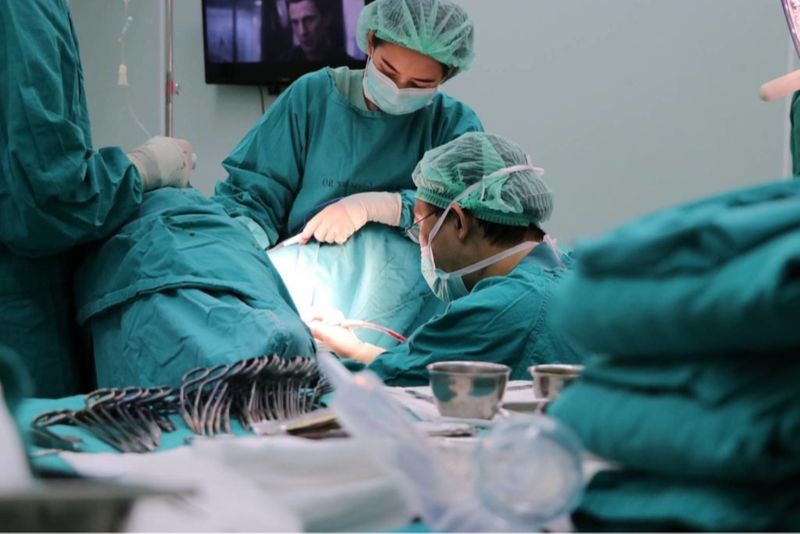 [Thailand Transgender Surgery ] Dr. Theerapong Poonyakariyagorn, MD – A ...