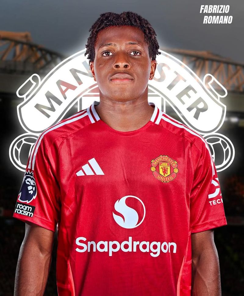 [ส่องไกล] แล้วมาลาเซียล่ะ ฟาบริซิโอ โรมาโน่ รายงานว่า แมนเชสเตอร์ ยูไนเต็ด ซุ่มปิดดีลแบ็คซ้ายราย ...