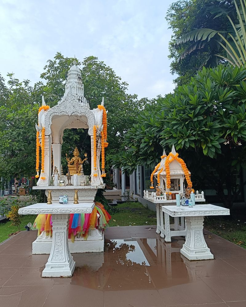 [Lessons from the Road ] Spirit Houses: Guardians of Harmony and ...