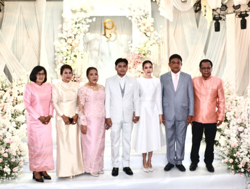 [Sorrasin ] นายพิพิธ รัตนรักษ์ สส. สุราษฎร์ธานี เขต 2 พรรครวมไทยสร้างชาติ แต่งสะไภ้สาว อ.หลังสวน ...