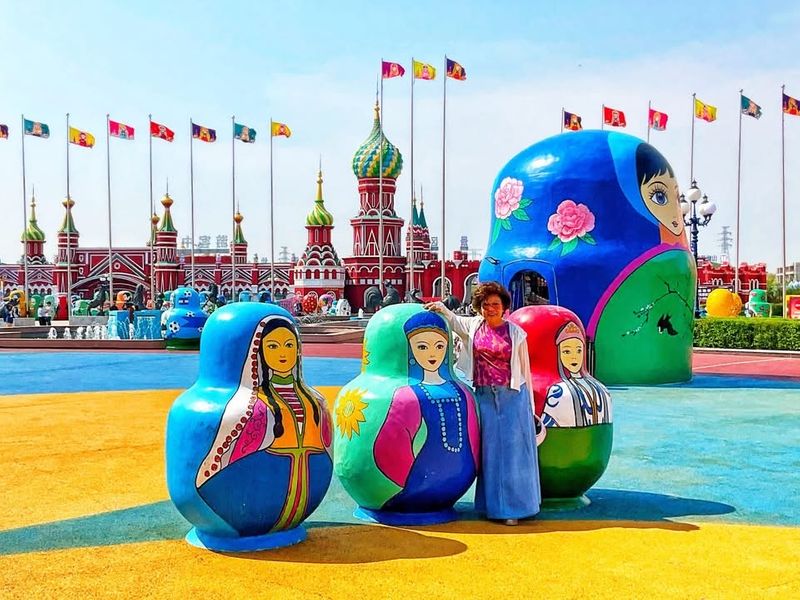[Supawan’s Colorful World] Manzhouli Matryoshka Square Theme Park สวย ...