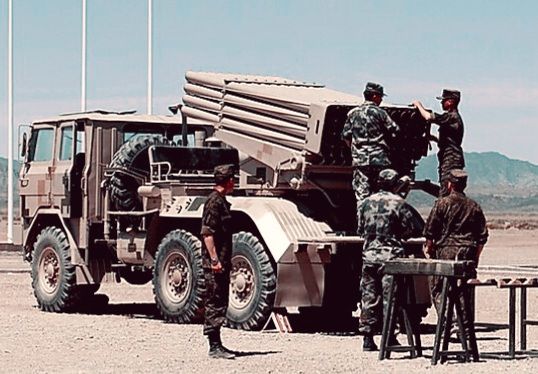 [Enve Engi] อาวุธเครื่องยิงจรวดจีนใช้รหัส PHL หรือ Type จีนไม่มีอาวุธรหัส BM, RM PHL-81 เป็นรุ่น ...